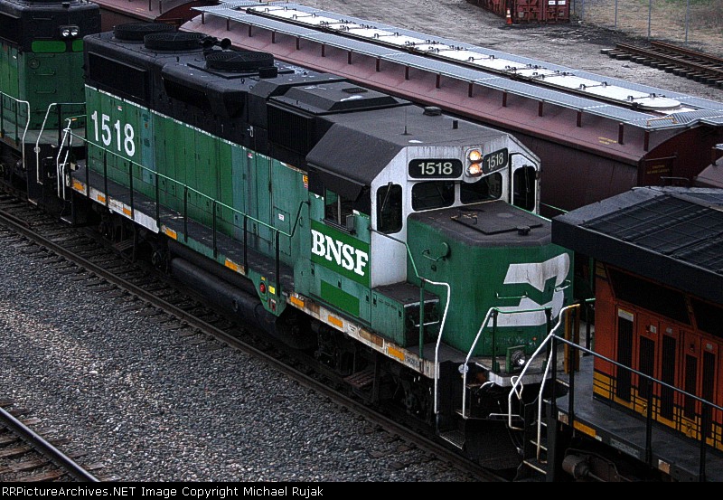 BNSF 1518